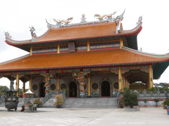 30 Tempat Menarik di Sarawak 2022 (Best Untuk Percutian Keluarga)