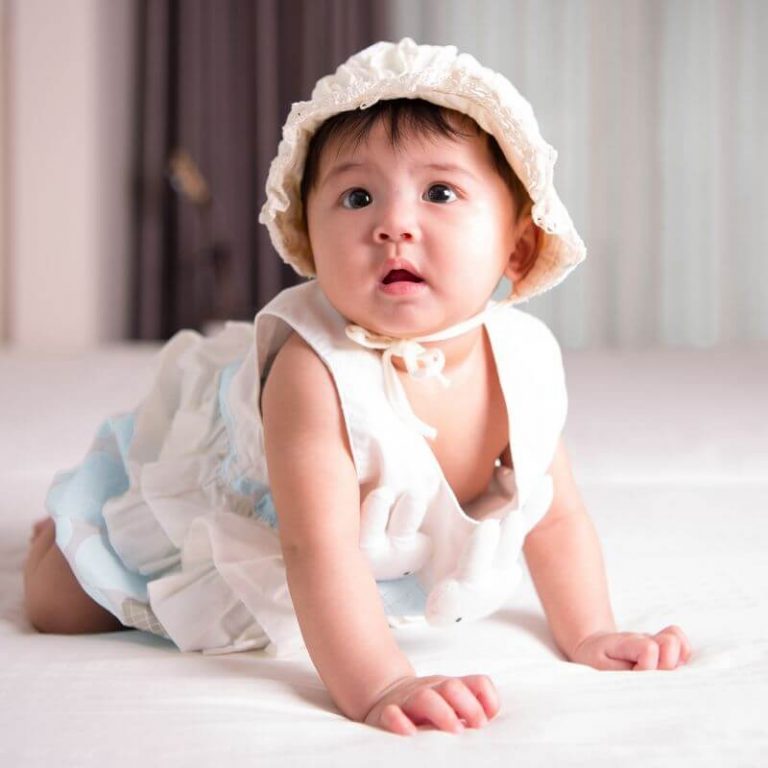 Perkembangan Bayi 6 Bulan Yang Perlu Anda Tahu (2026)