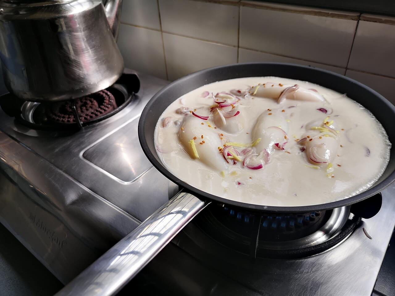 Resepi Rahsia Ketupat Sotong Terengganu Confirm Memikat Hati! (2025)