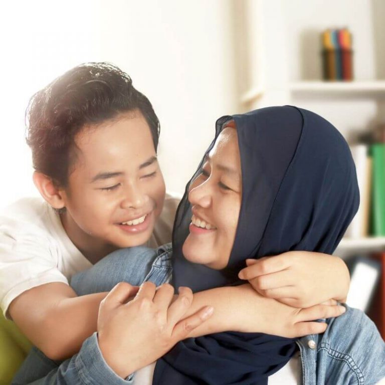 Amalkan Koleksi Doa Untuk Ibu Ini, Agar Allah Membahagiakannya (2025)