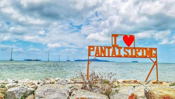 10 Pantai di Melaka Yang Menawarkan Pengalaman Berharga Buat Anda