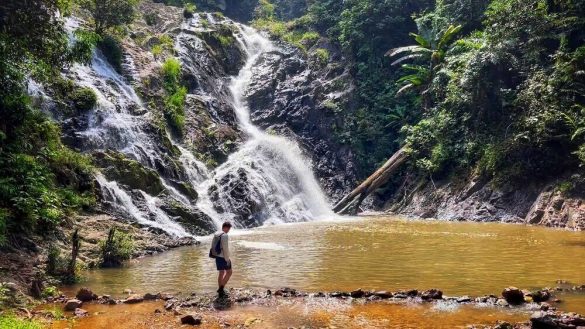 Seronoknya! 15 Air Terjun di Pahang Yang Confirm Tak Menyesal Pergi
