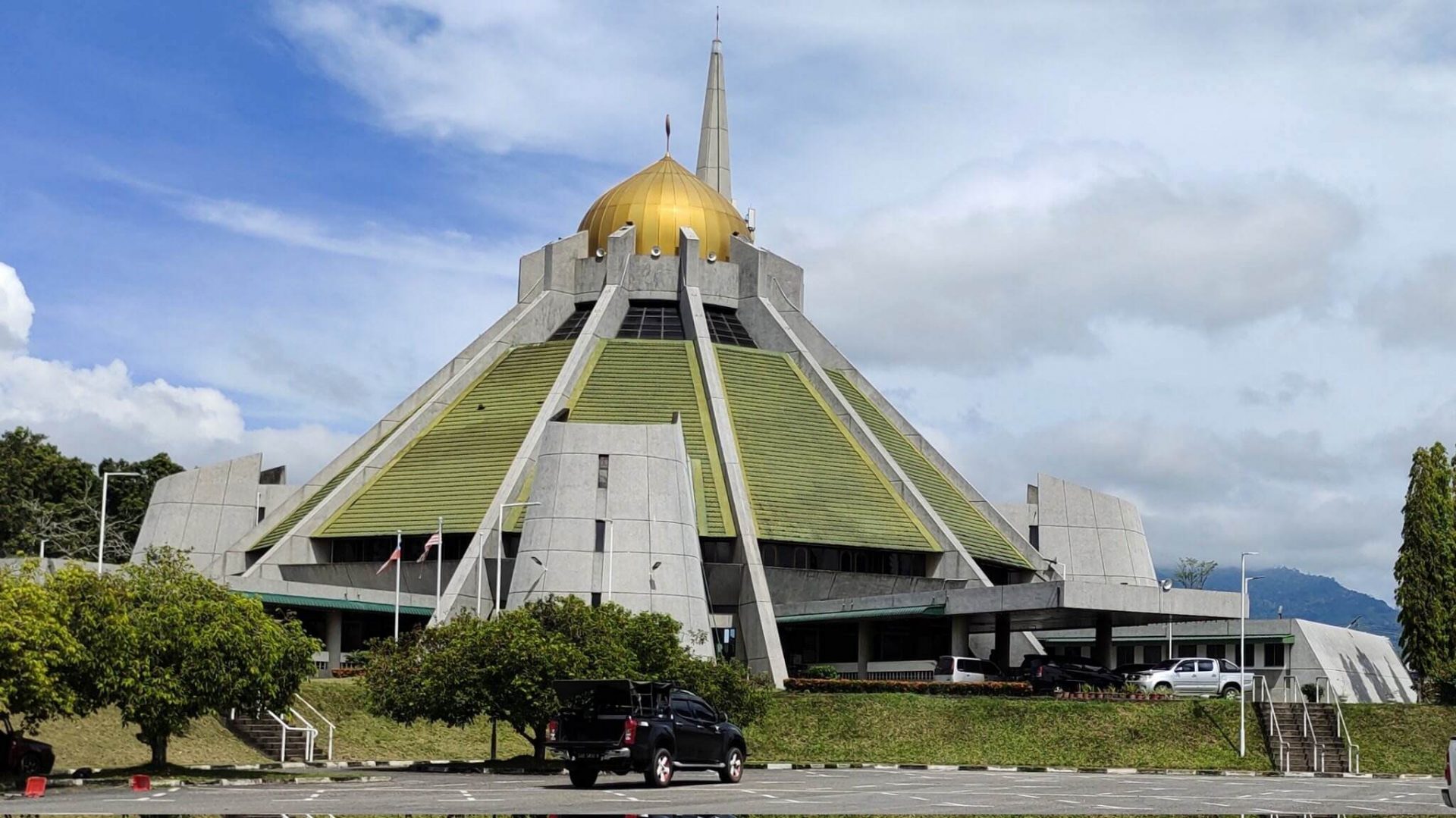 18 Tempat Menarik di Keningau Untuk Solo Traveller dan Keluarga!