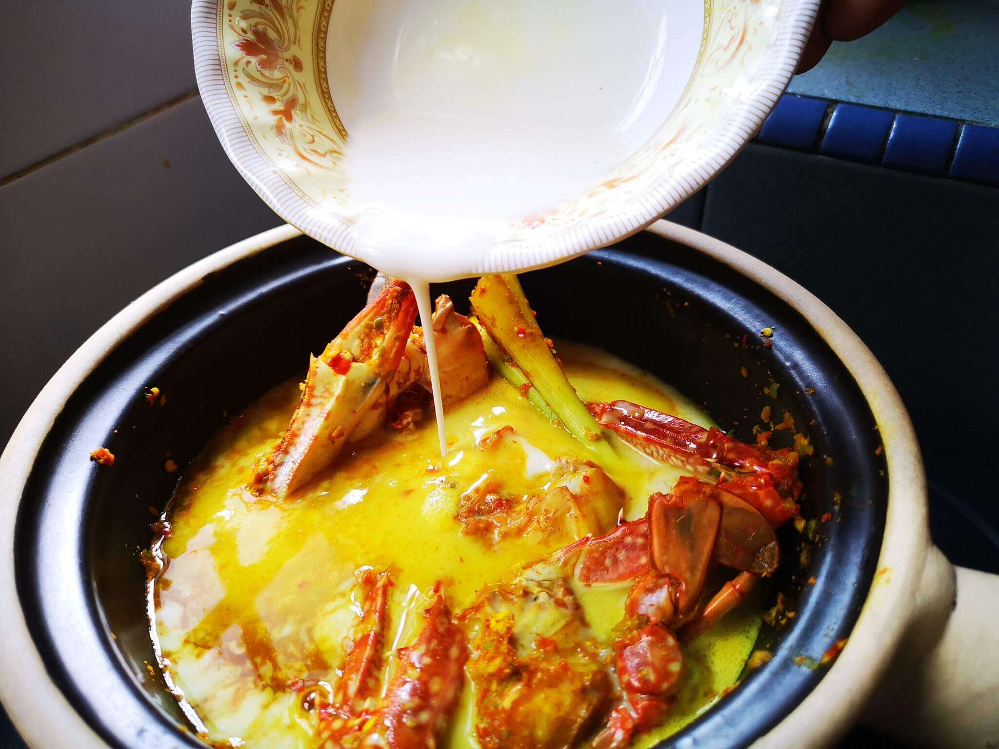 "30 Minit Siap!" Resepi Ketam Masak Lemak Cili Api - 2025