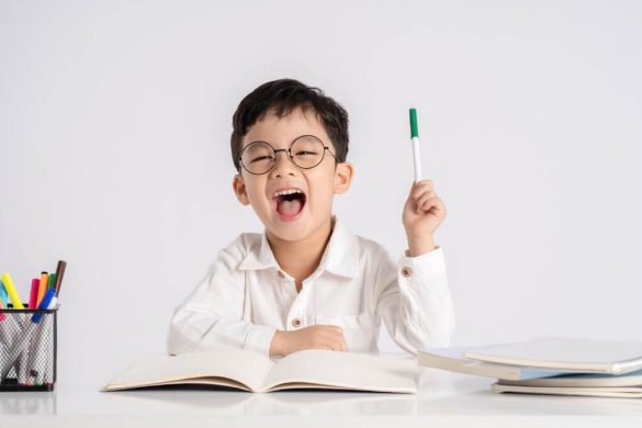 Mengapa Kita Boleh Menjangkiti Kayap Ular? Memahami "Herpes Zoster"